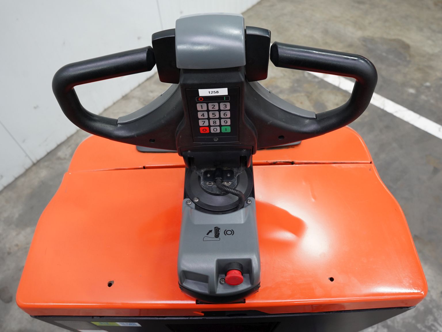 BT OSE250 #22218 - AQ-Forklifts